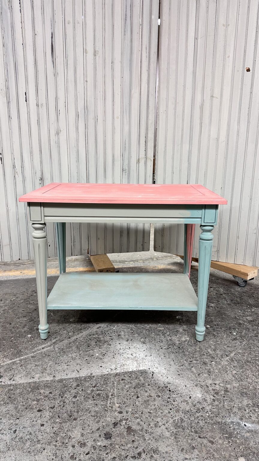 Quick Flip Side Table Upcycle - Fusion™ Mineral Paint