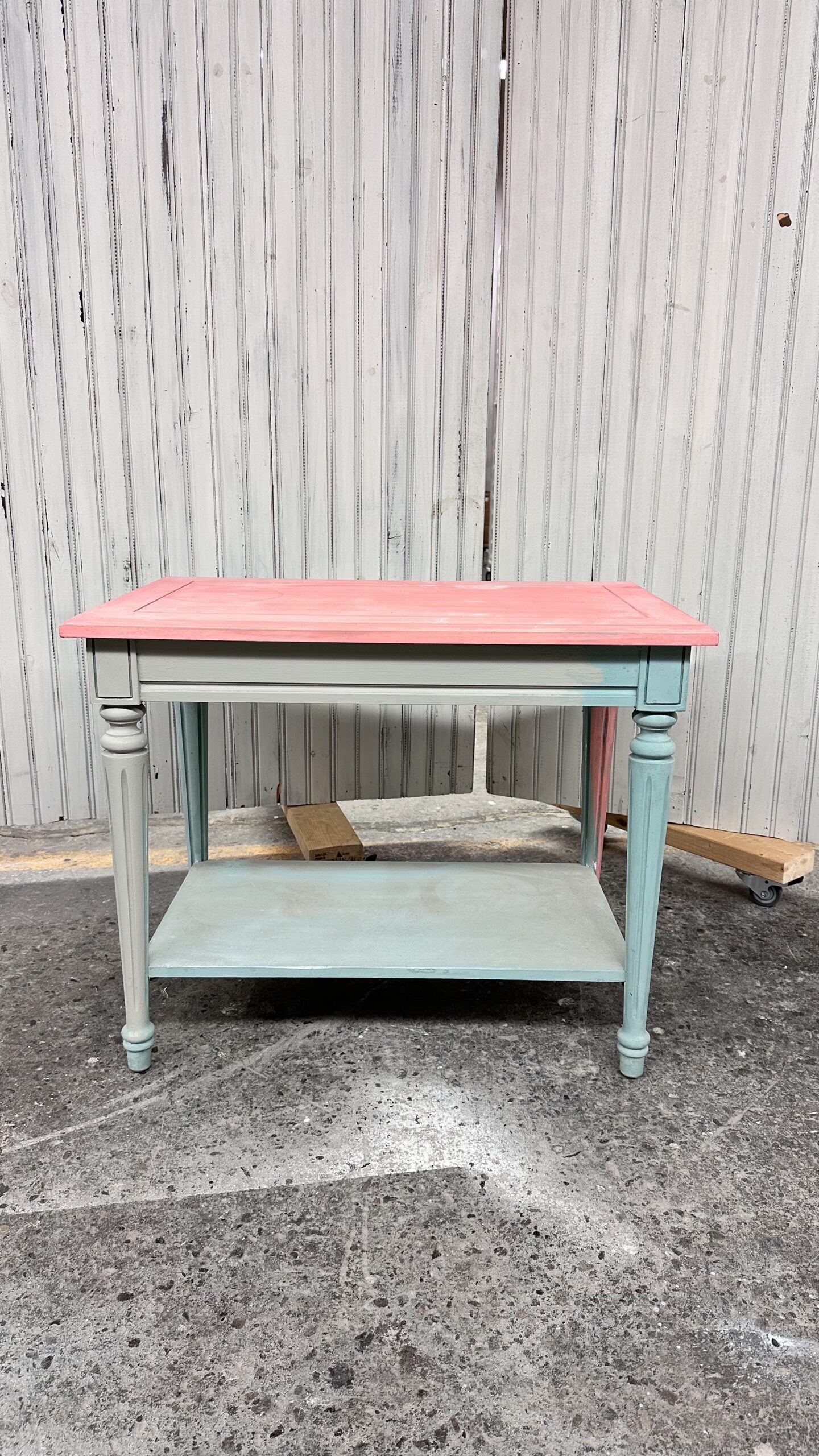 Quick Flip Side Table Upcycle - Fusion™ Mineral Paint