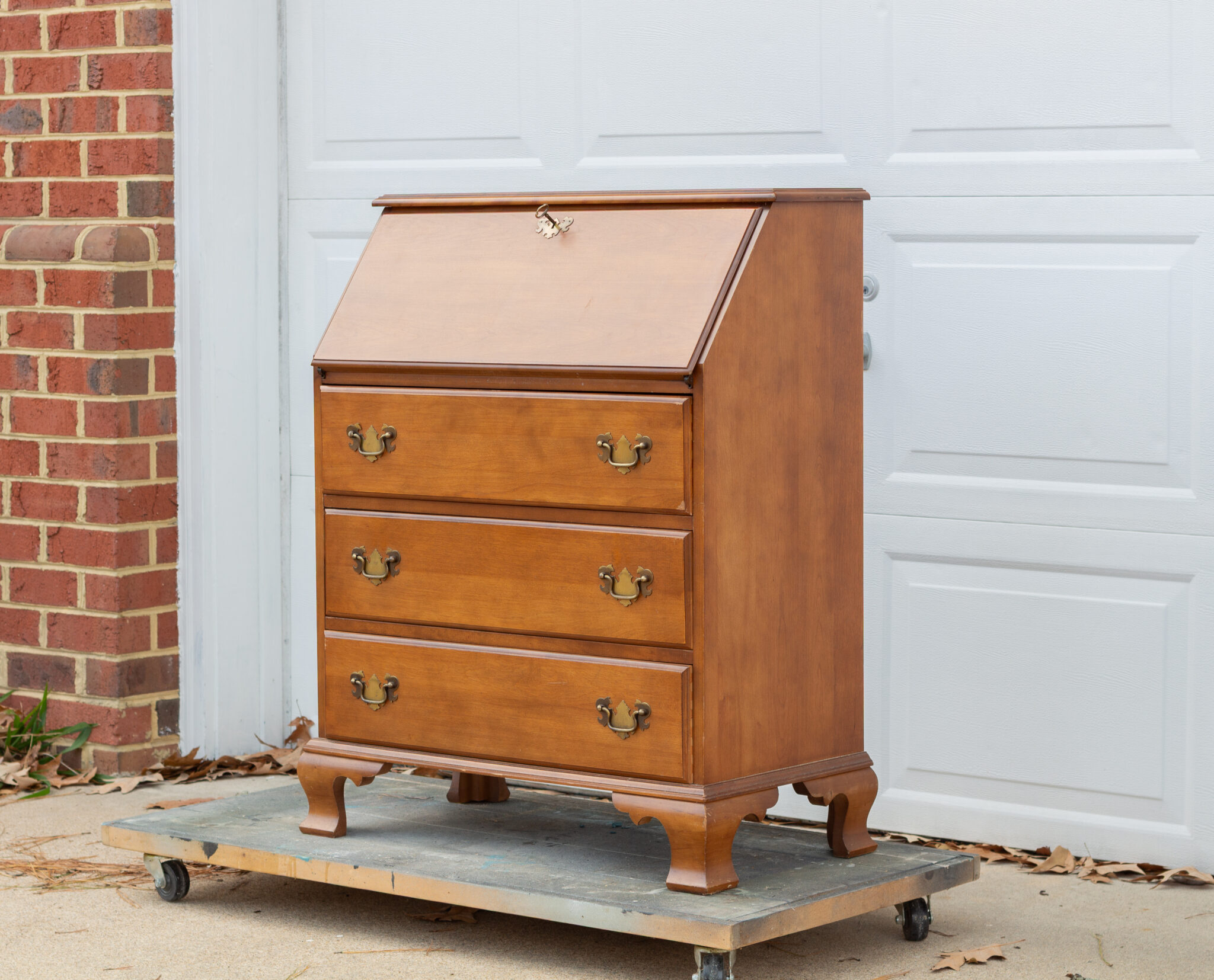 Lakeside Retreat: Vintage Secretary Makeover in Waterloo Green - Fusion ...